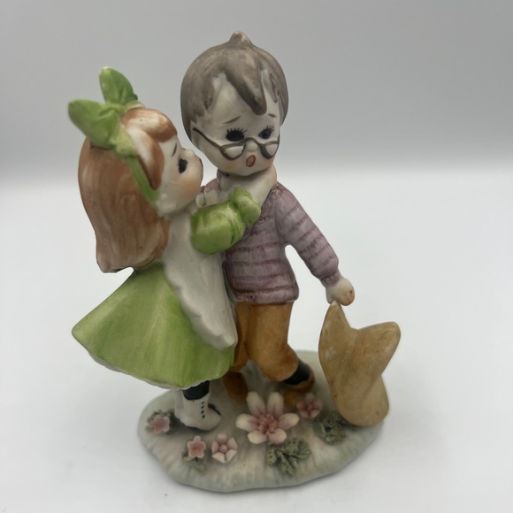 Lefton | Art | Vintage Lefton Figure Boy And Girl In The Flower Patch ...